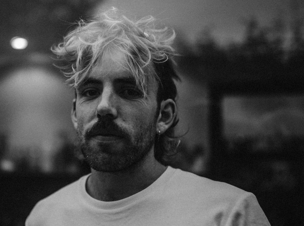 Australischer Indie-Rock Songwriter Billy Barker - Soundkartell ...